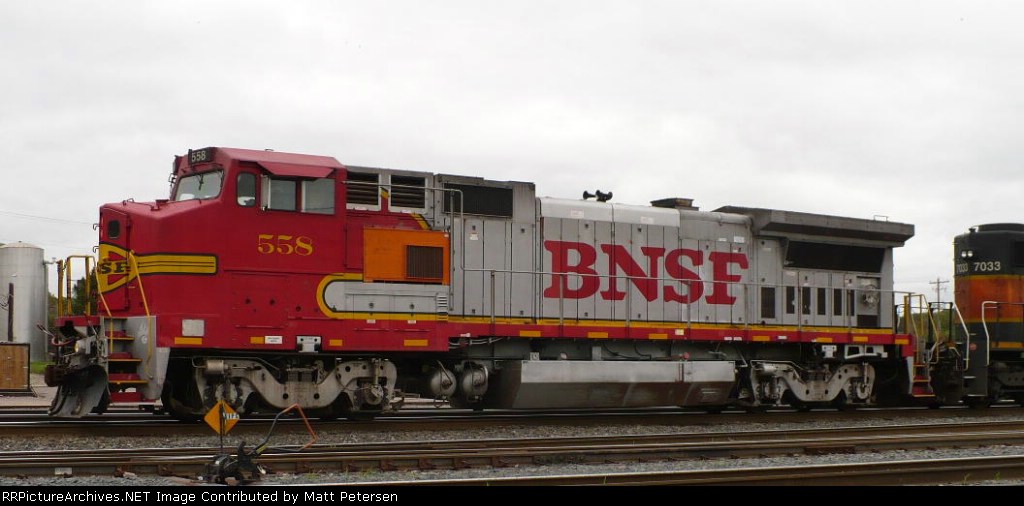 BNSF 558
